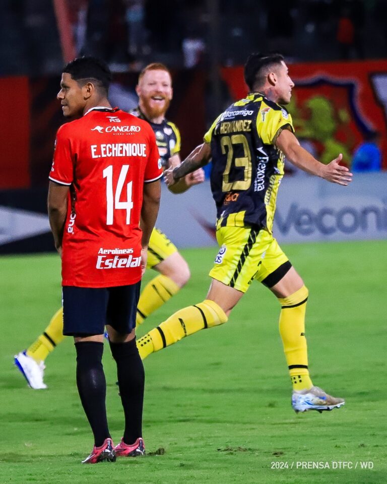 ¡Deportivo Táchira: Goleada histórica y finalista! – Diario La Nación