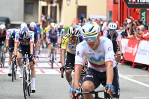 Orluis Aular vuelve a brillar en la Vuelta a España – Diario La Nación