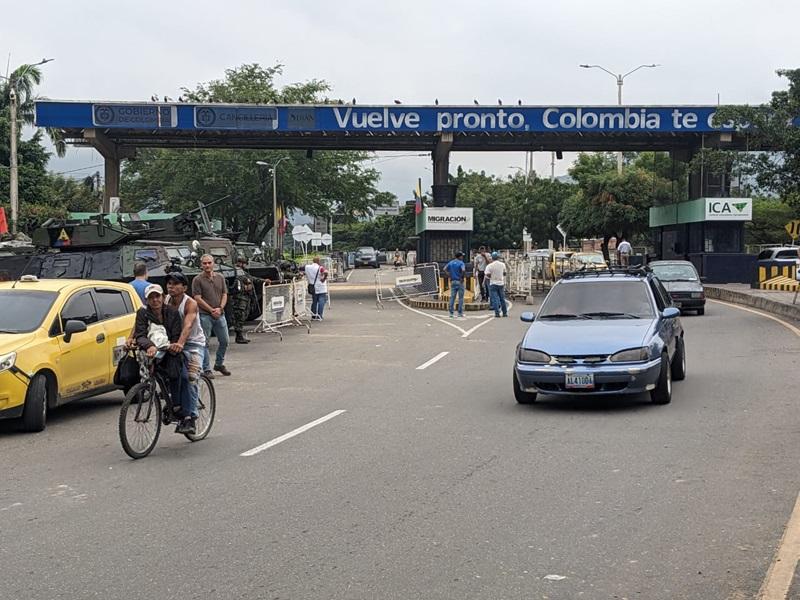 Disminuye presencia de prensa internacional en La Parada – Diario La Nación